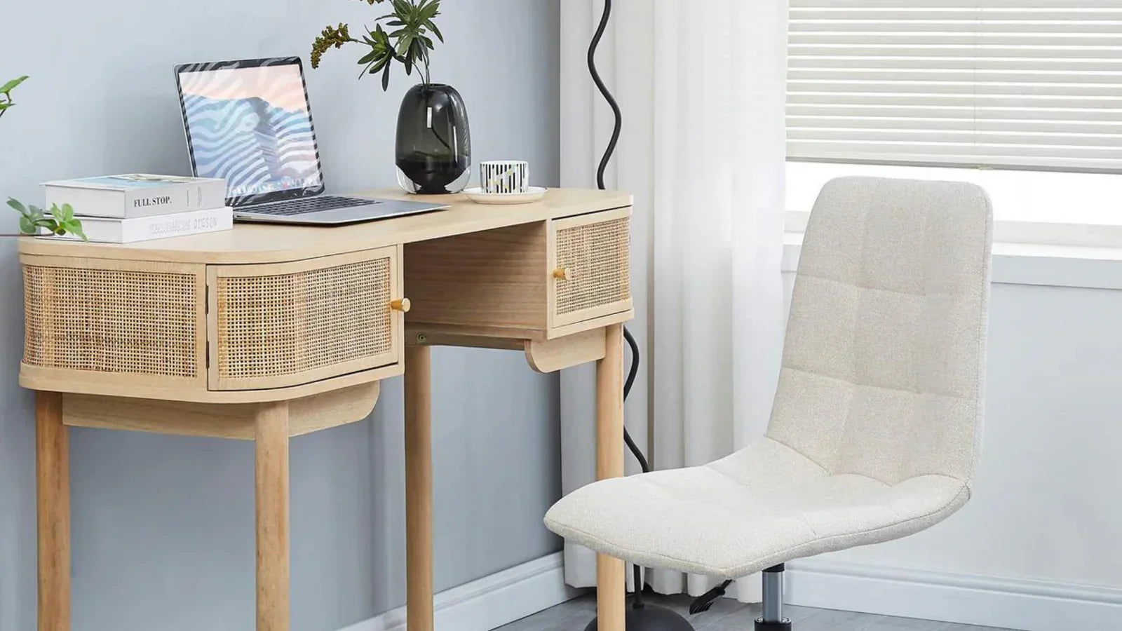 Set Up Your Workspace Efficiently: 8 Furniture Tips and Tricks ...